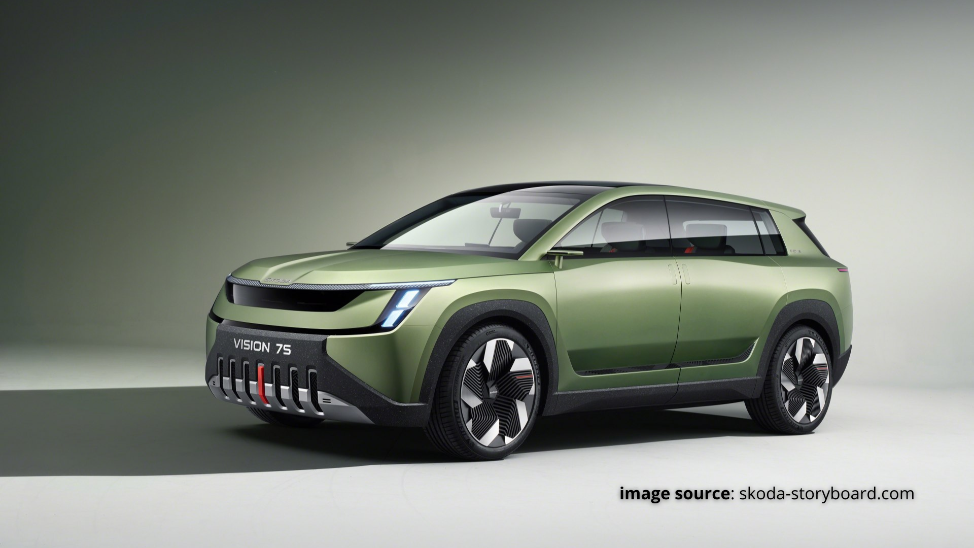 Skoda’s First 7-seater Concept EV, Vision 7s Revealed.